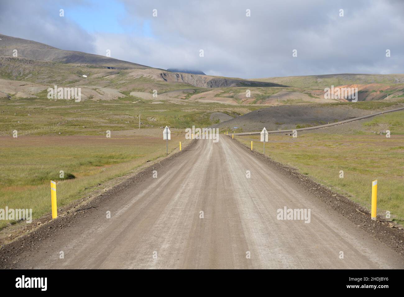 Gravel road snaefellsnes hi-res stock photography and images - Alamy