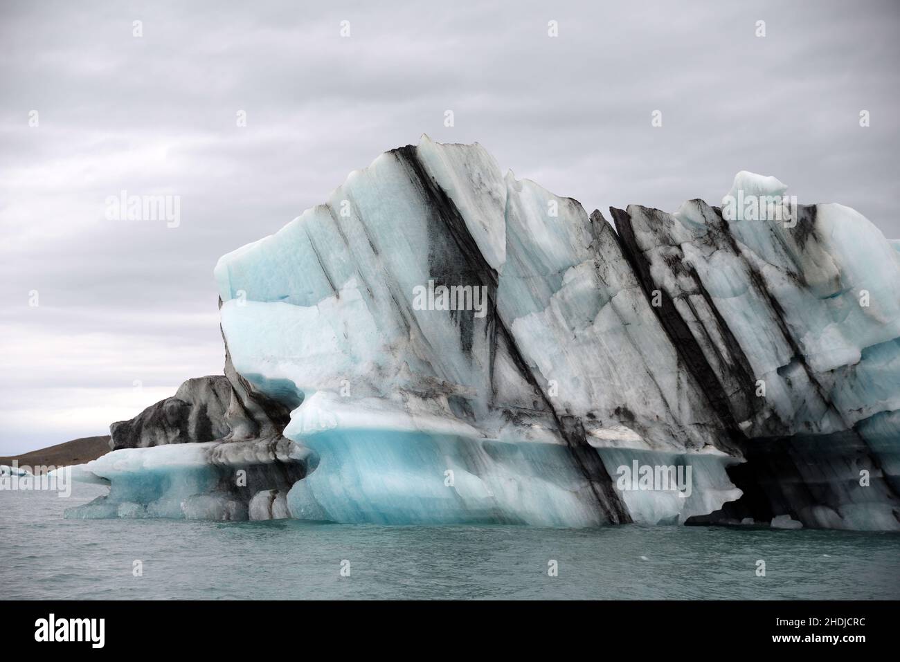 Cool colors iceberg hi-res stock photography and images - Alamy