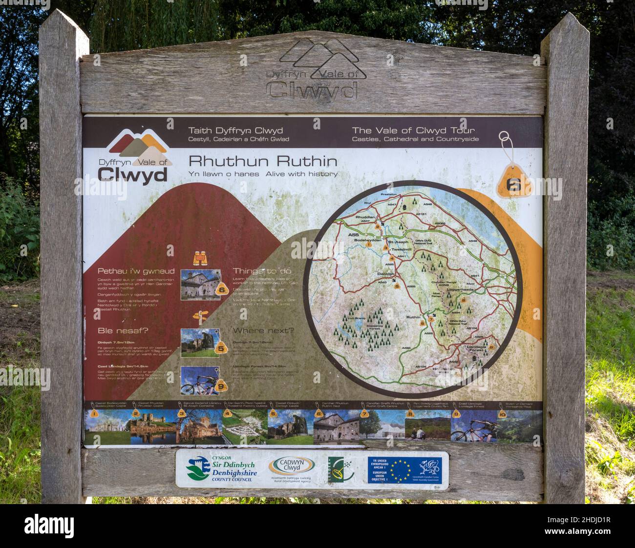 Ruthin town map hi-res stock photography and images - Alamy