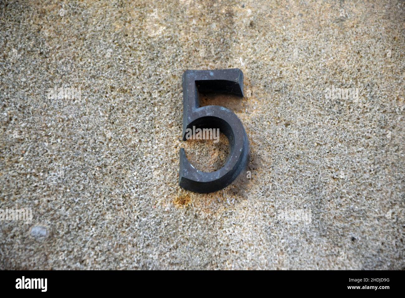 Fives wall hi-res stock photography and images - Alamy