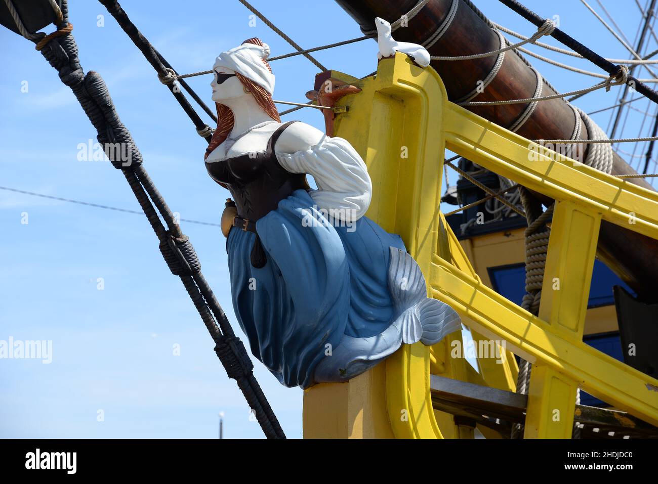 Figurehead hi-res stock photography and images - Alamy