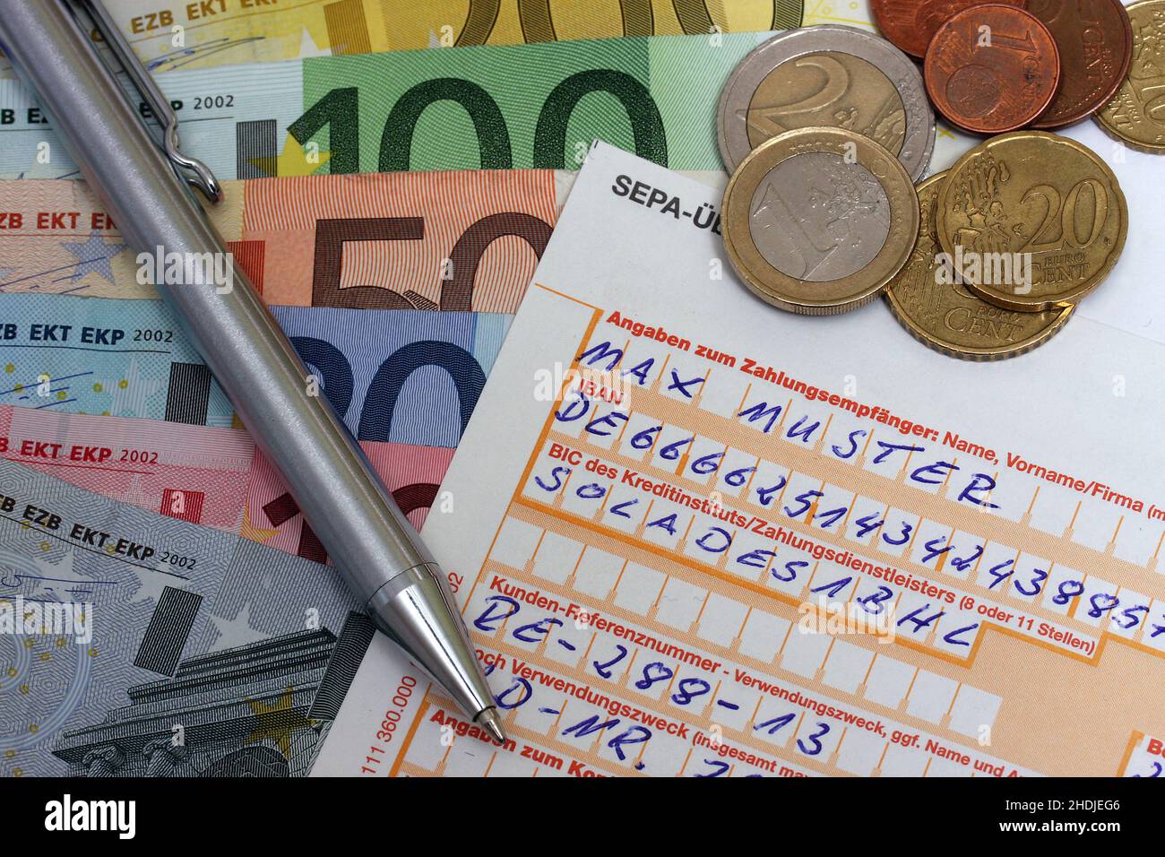 Transfer paper hi-res stock photography and images - Alamy