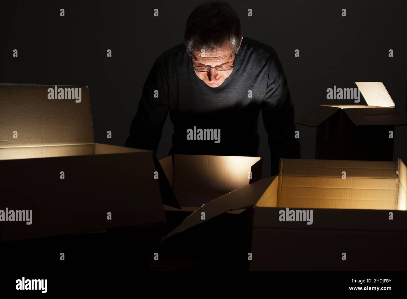 light, carton, curiosity, lights, cartons, curiosities Stock Photo - Alamy