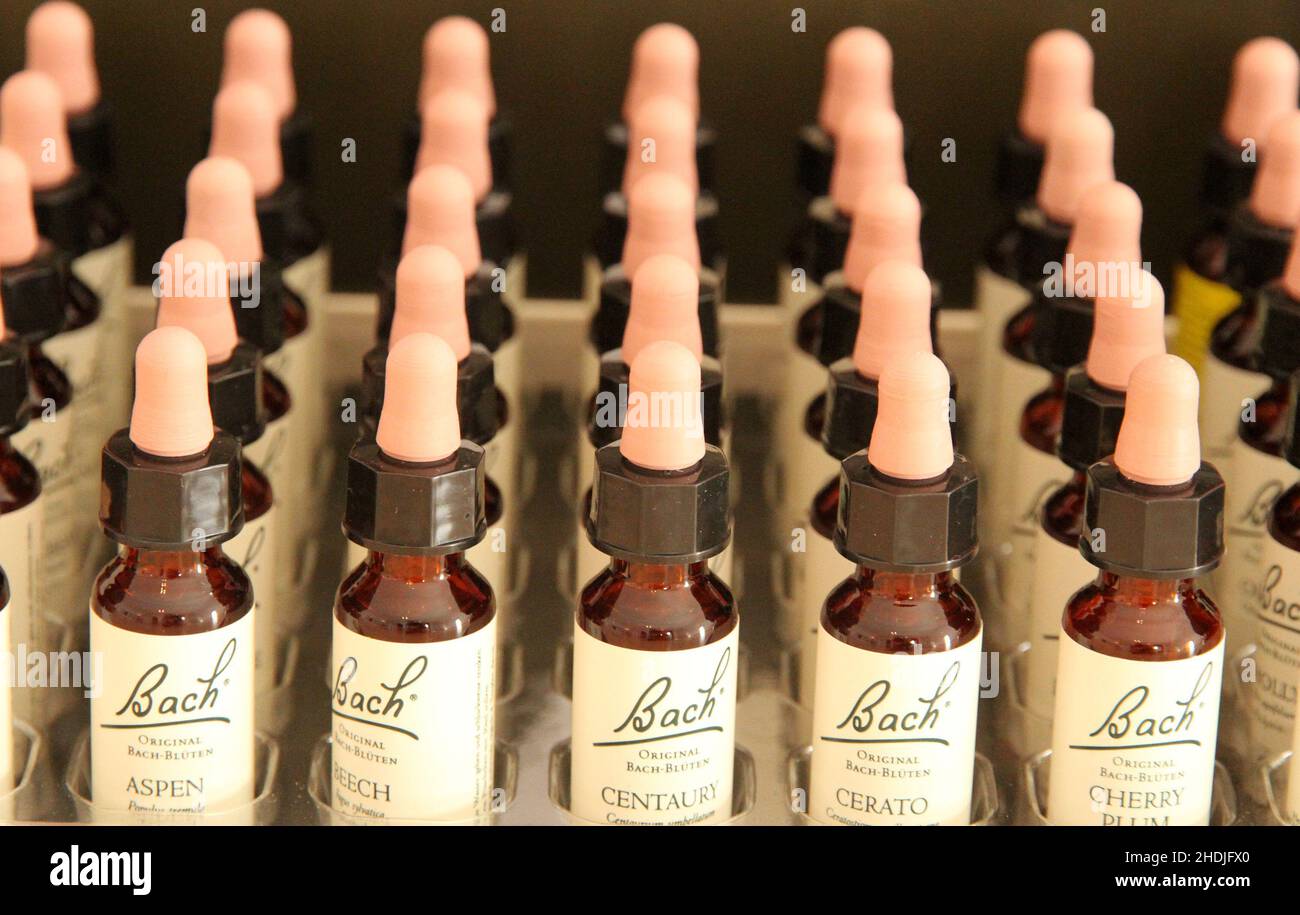 Bach drop hi-res stock photography and images - Alamy