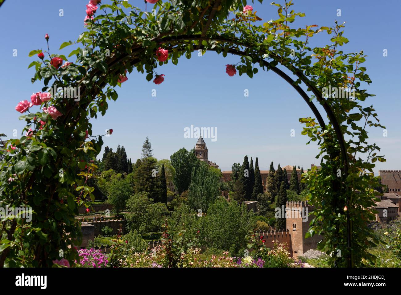 alhambra, rose arch, alhambras Stock Photo - Alamy
