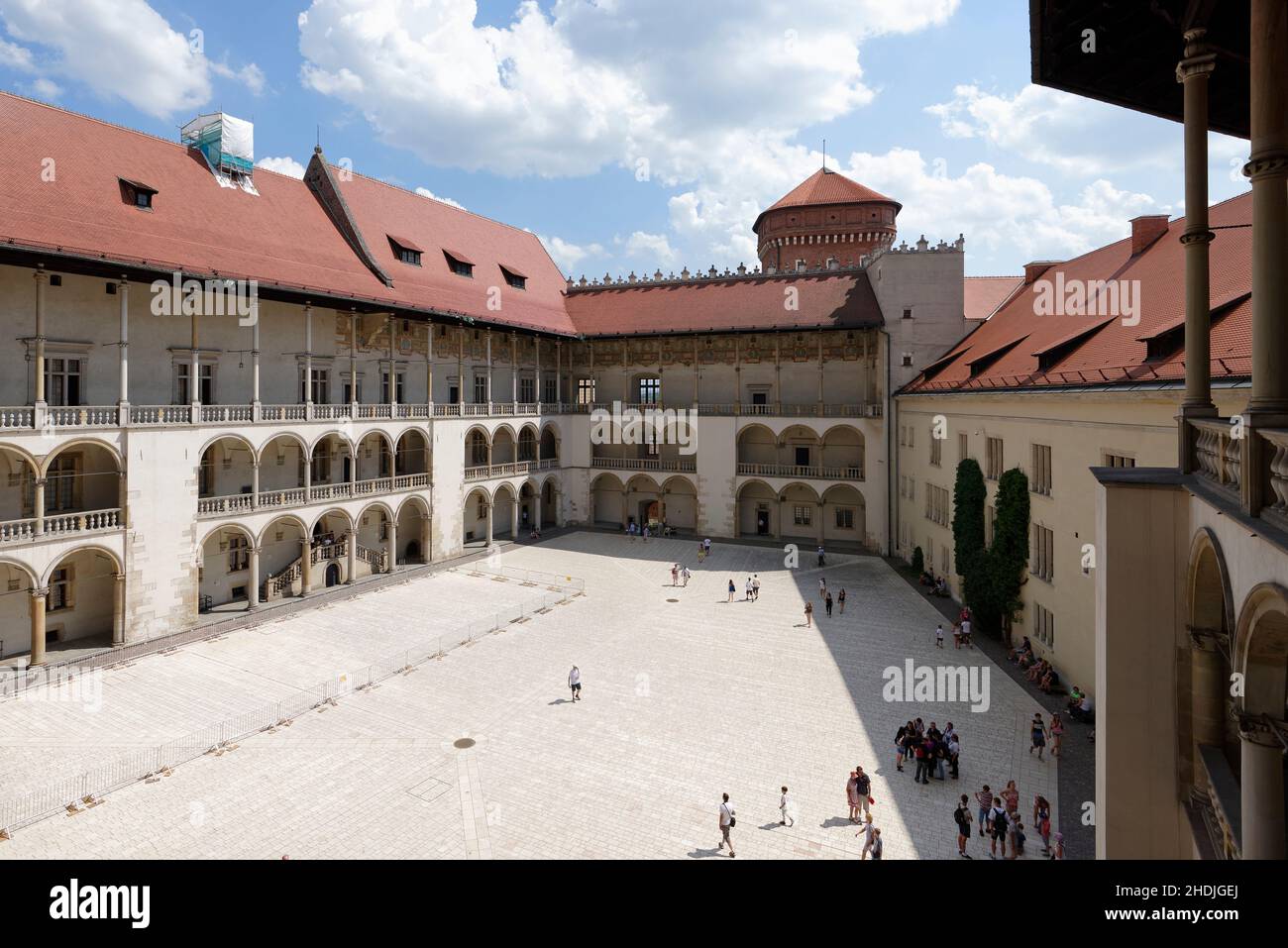 Courtyards of castles hi-res stock photography and images - Alamy