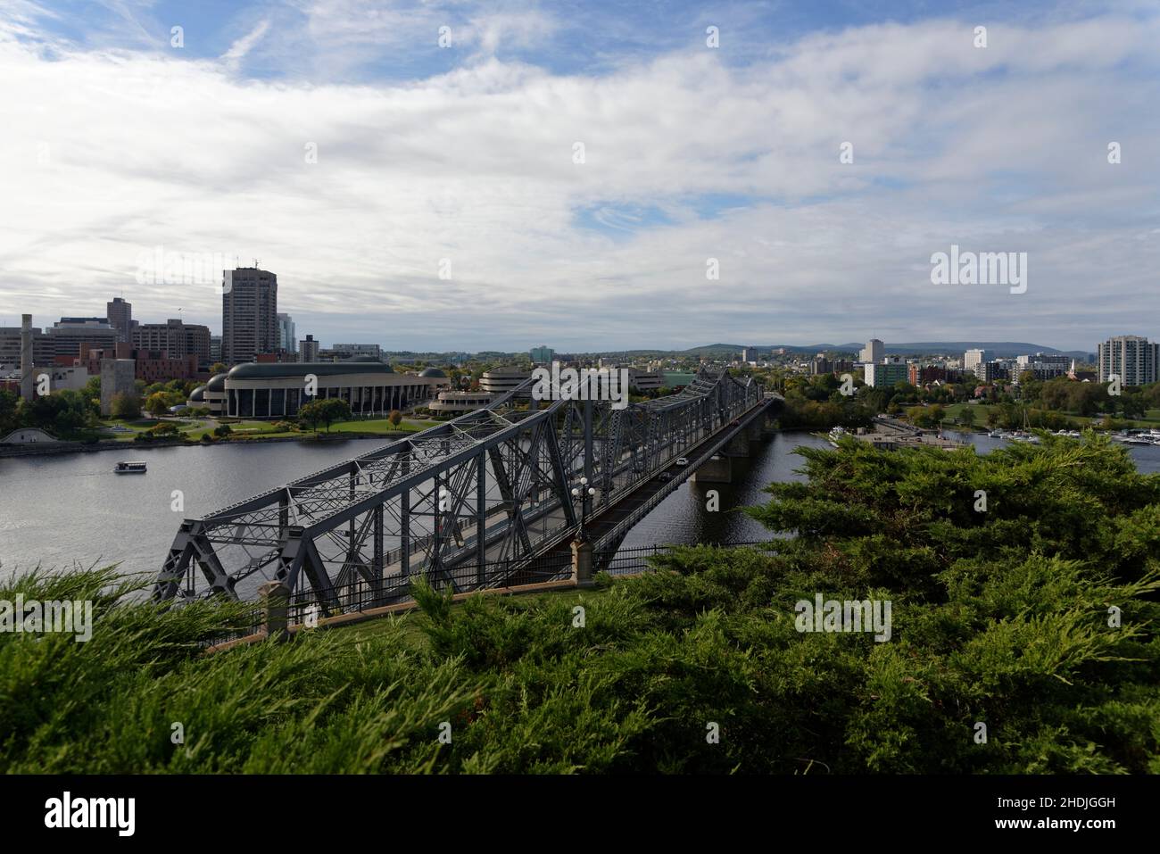 Ottawa river bridges hi-res stock photography and images - Alamy