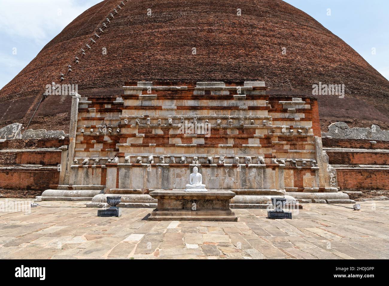 Buddhist temple, jetavanaramaya Stock Photo - Alamy