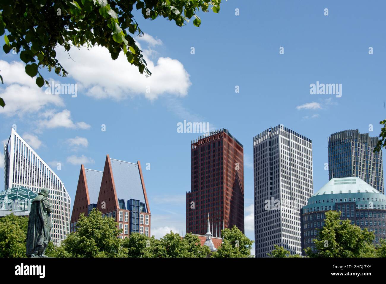 Den haag buildings hi-res stock photography and images - Alamy