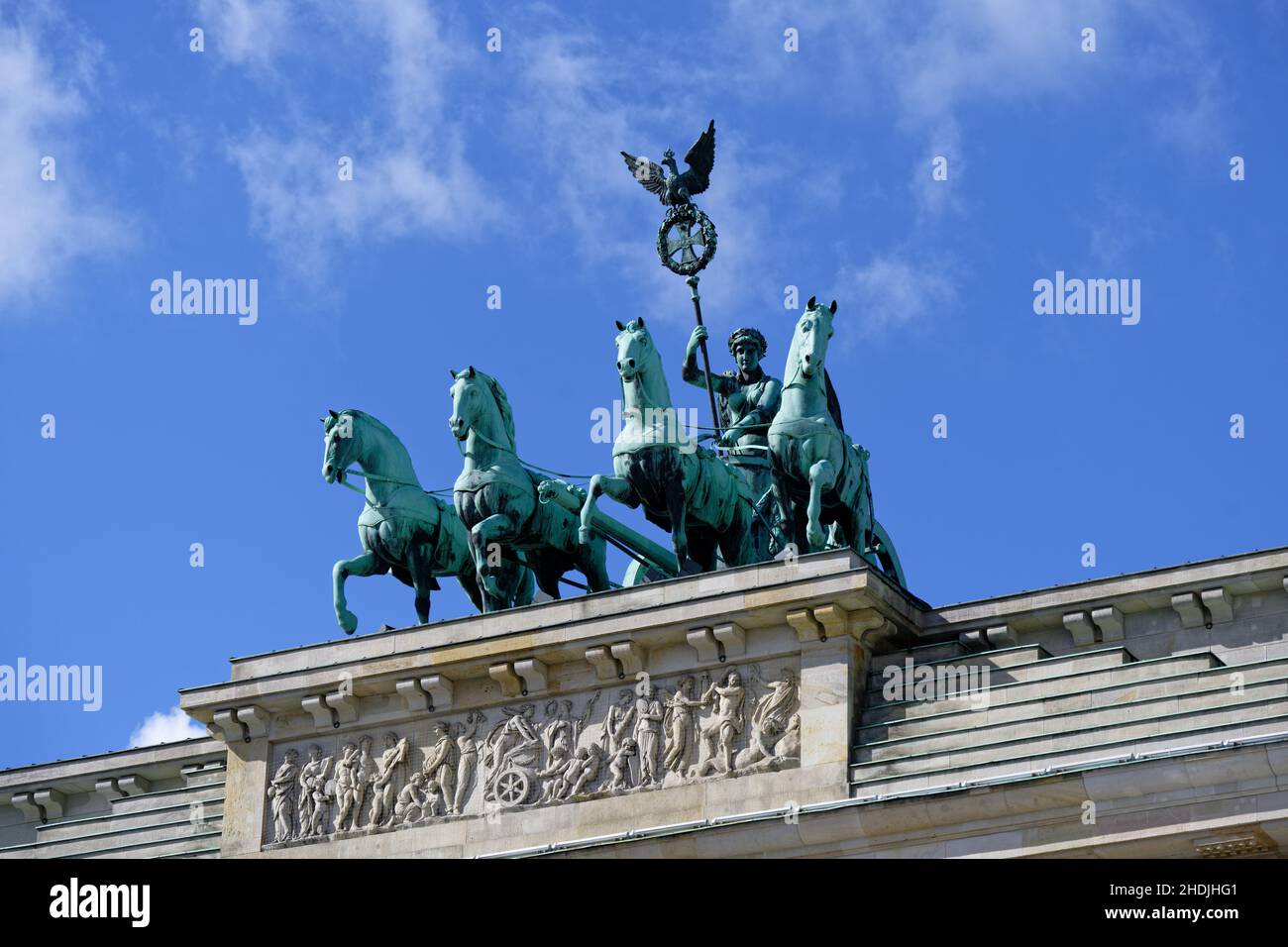 brandenburg gate, quadriga statue, brandenburg gates, quadriga statues ...
