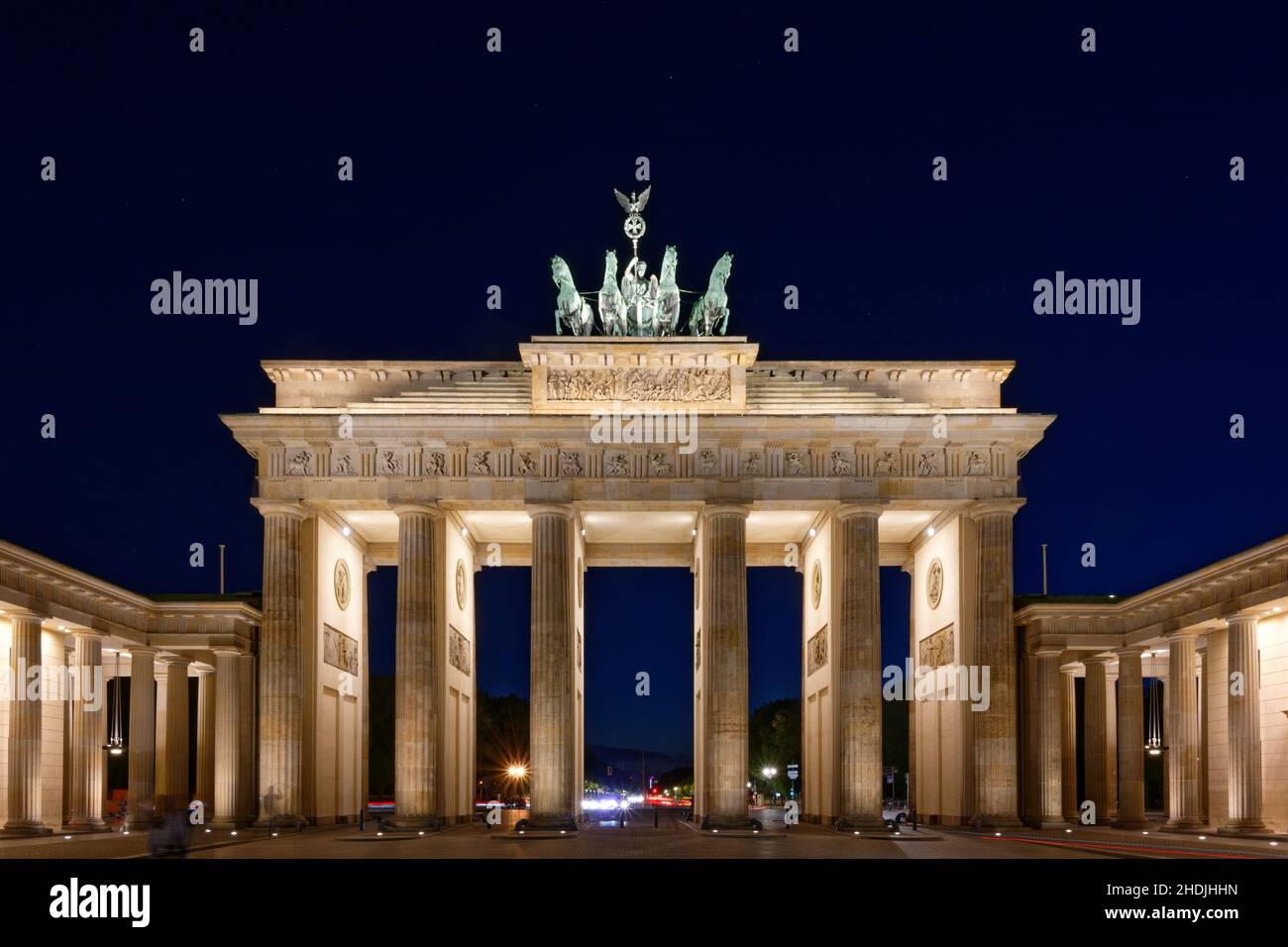 berlin, brandenburg gate, brandenburg gates Stock Photo - Alamy