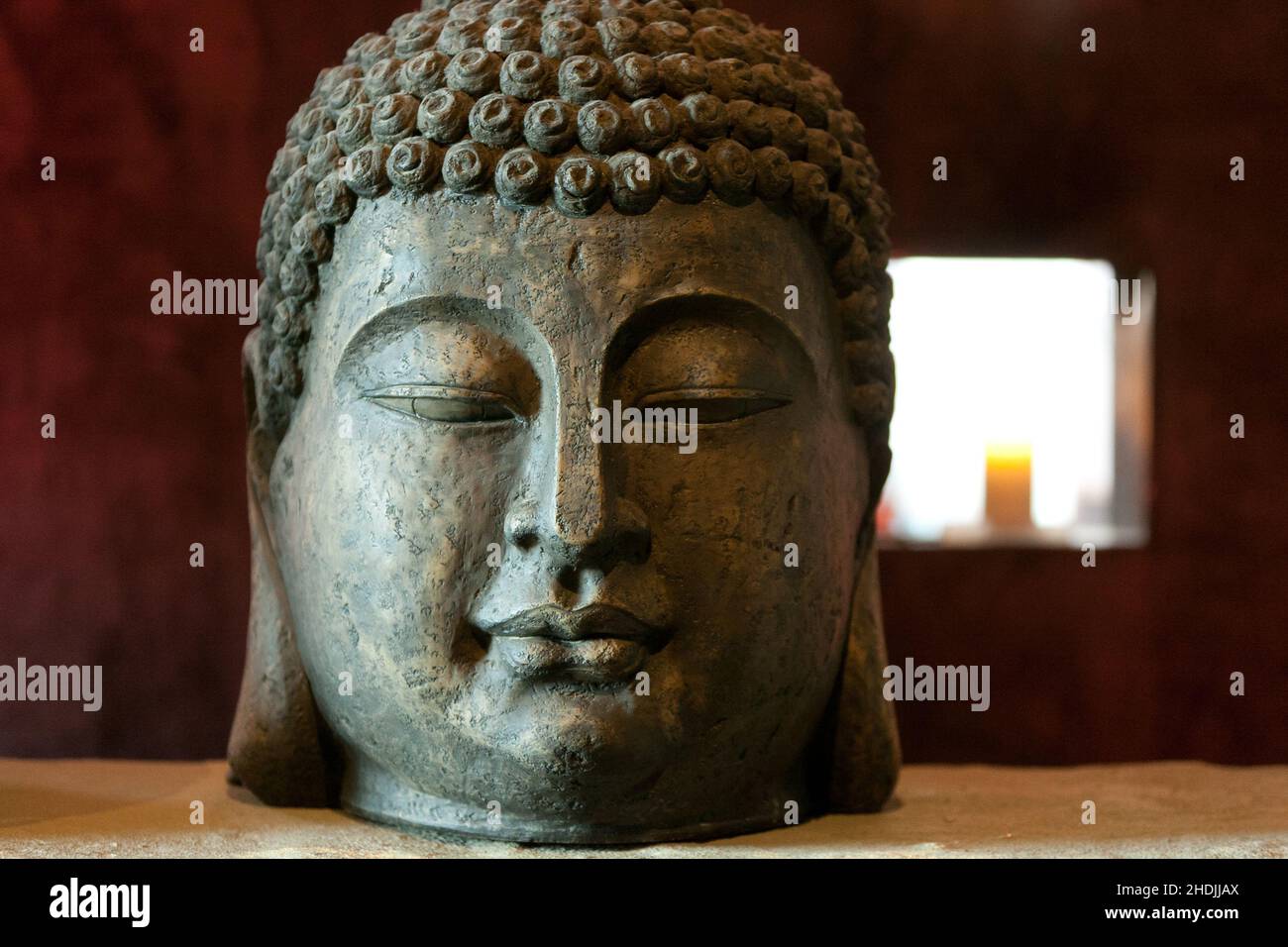 buddha head, buddha heads Stock Photo - Alamy