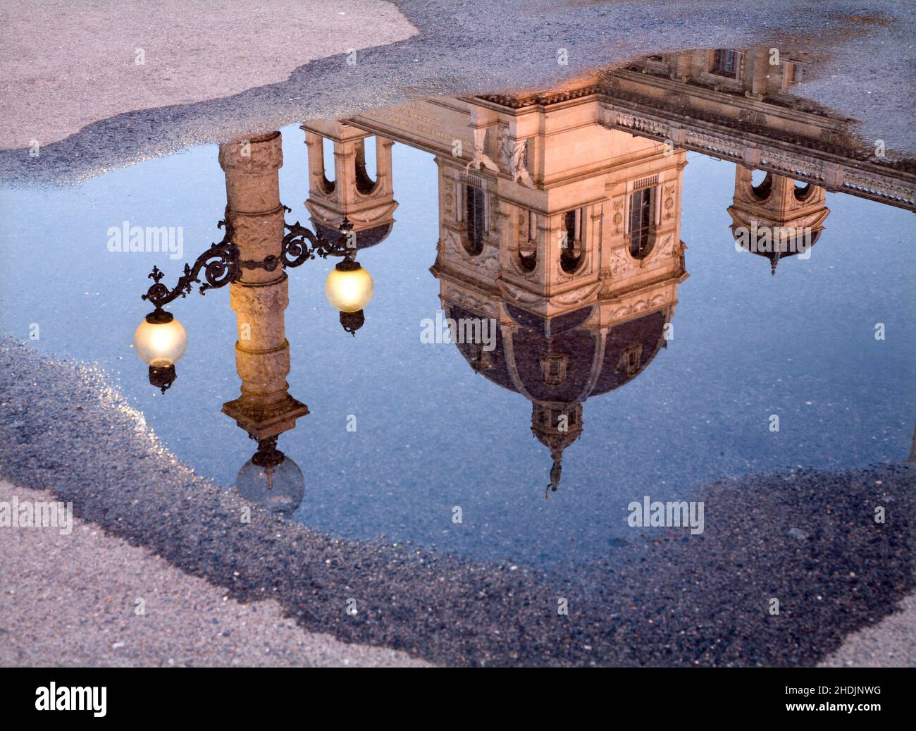 reflection, puddle, kunsthistorisches museum, reflections, puddles ...