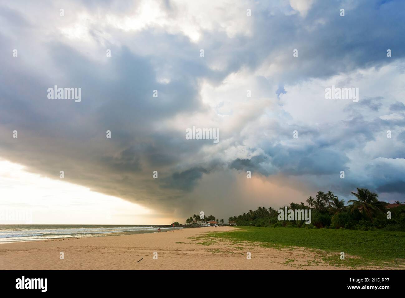 thunderclouds, ahungalla beach Stock Photo - Alamy