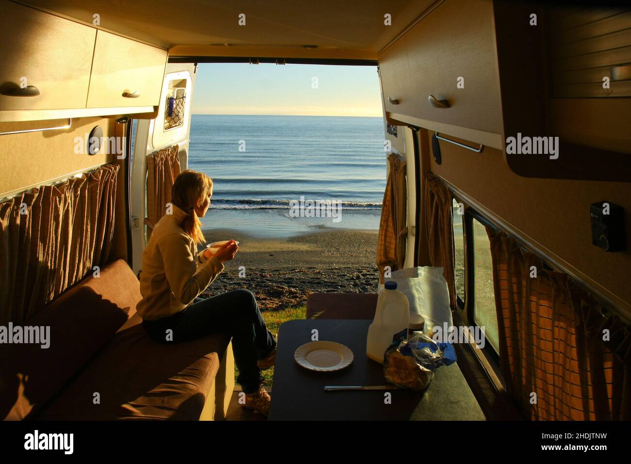 Woman and campervan new zealand hi-res stock photography and images - Alamy