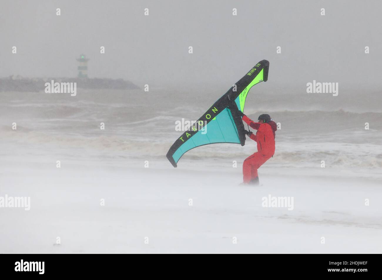 SCHEVENINGEN - Snow winging, a combination of snowboarding and surfing ...