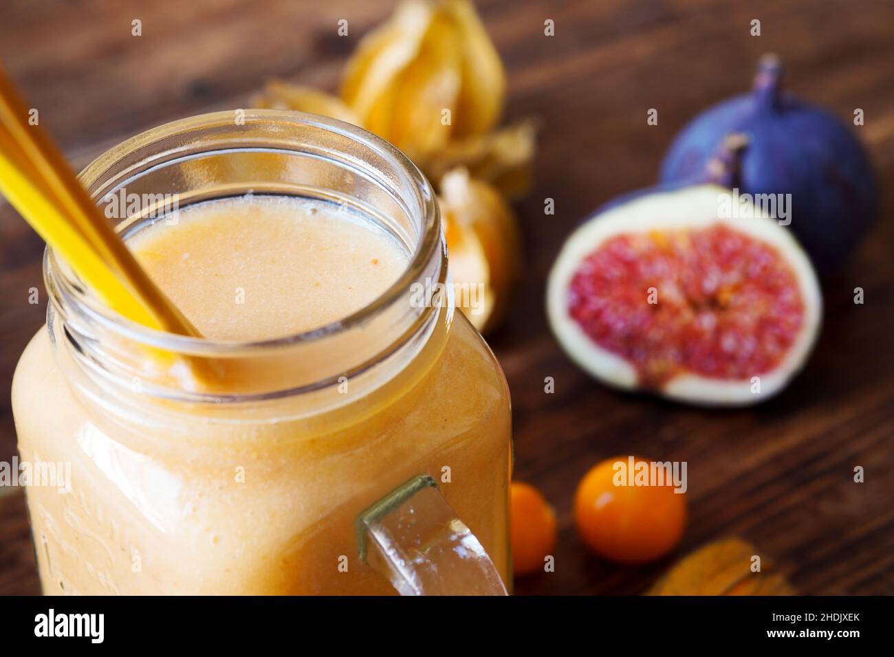 Figs and jug hi-res stock photography and images - Alamy
