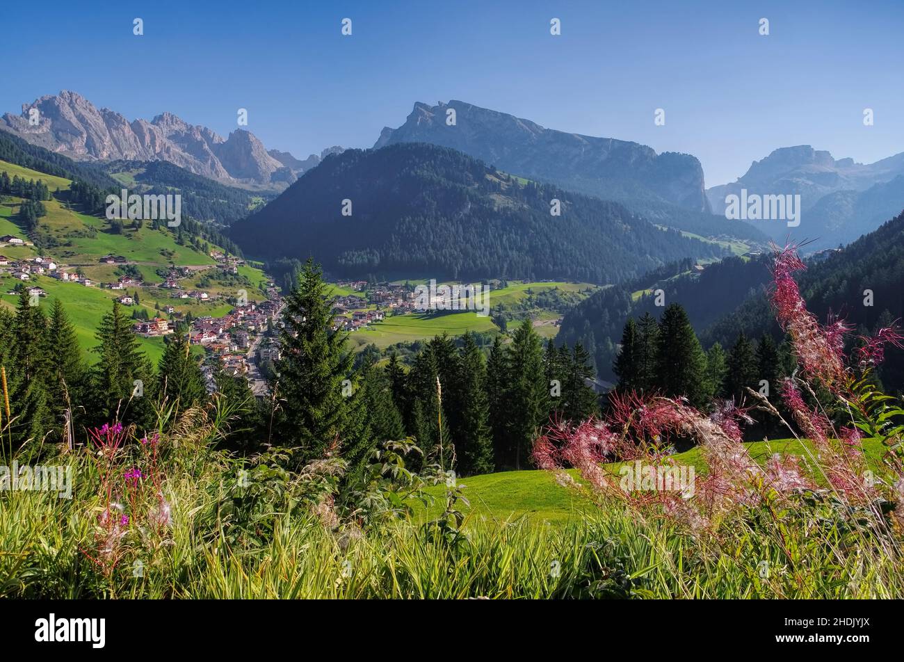 Val gardenas hi-res stock photography and images - Alamy