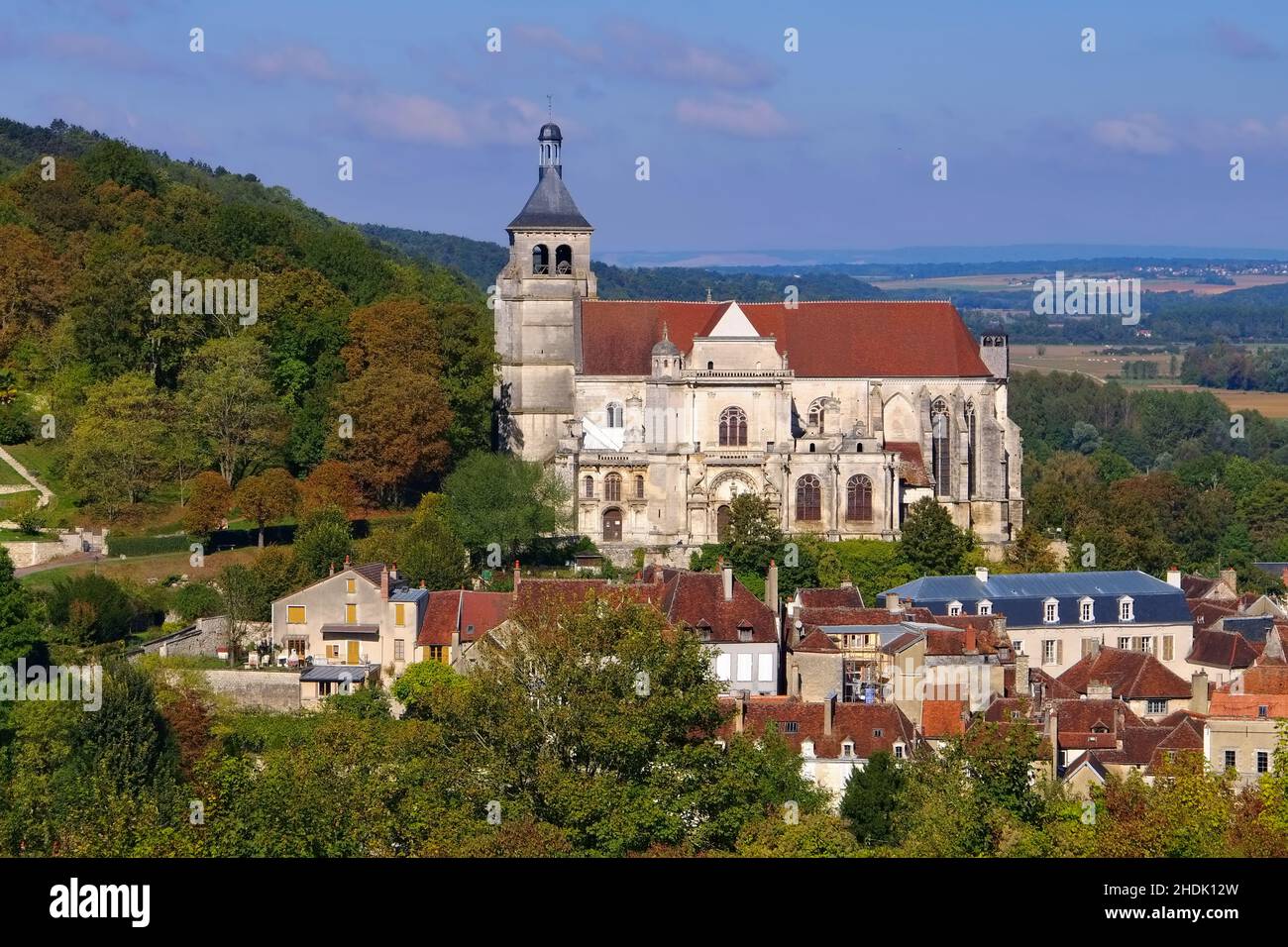 City of tonnerre hi-res stock photography and images - Alamy