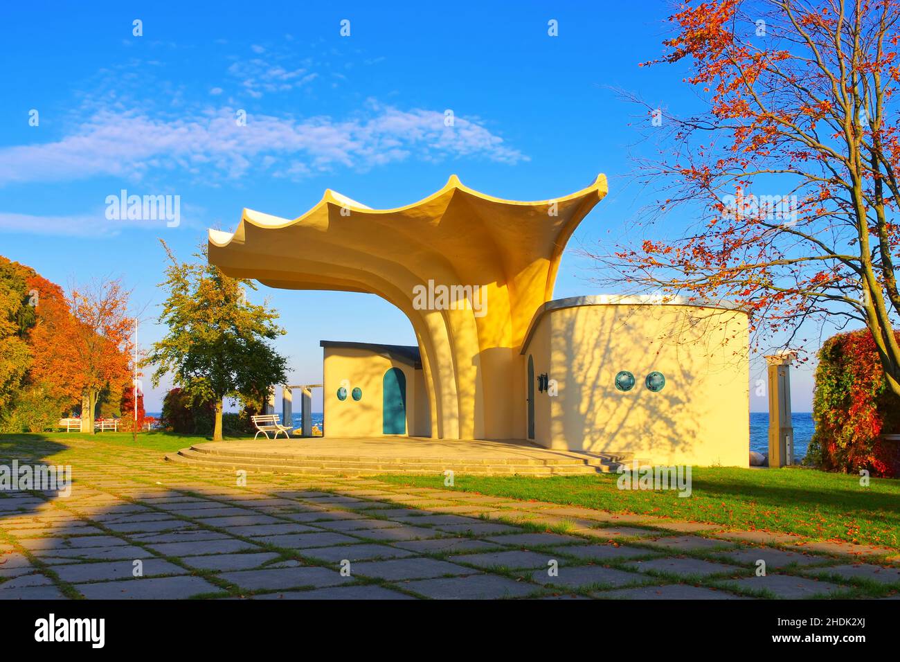 Concert shell hi-res stock photography and images - Alamy