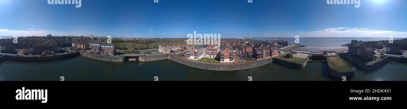 Wide panorama of Kingston upon Hull waterfront Stock Photo - Alamy