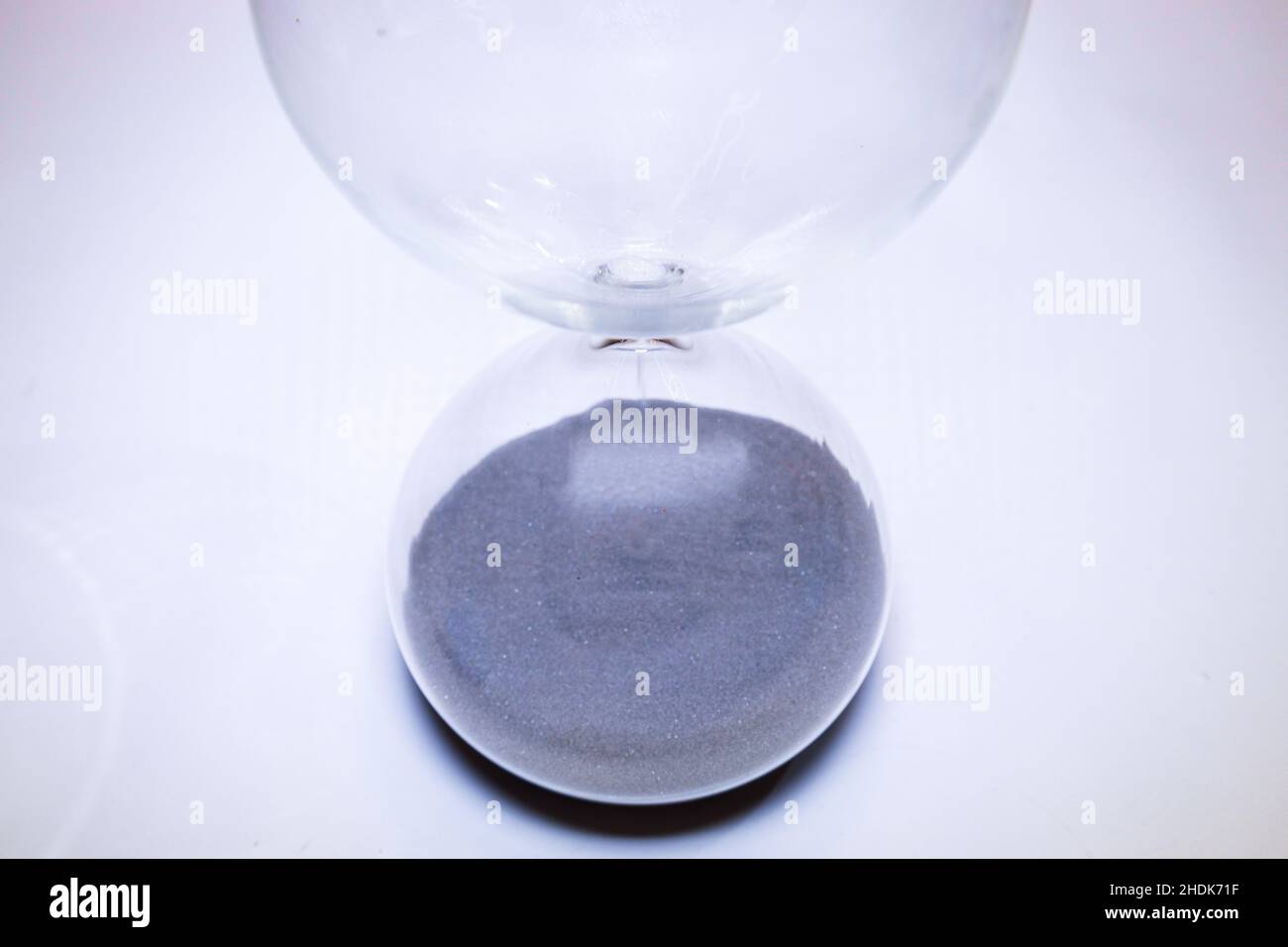 Sand egg timer hi-res stock photography and images - Alamy
