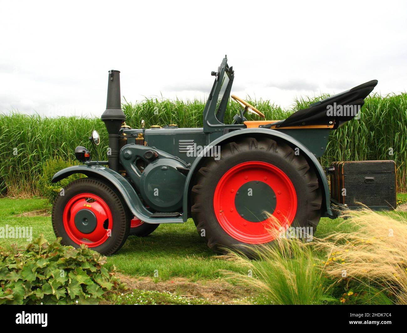 oldtimer, tractor, oldtimers, tractors Stock Photo - Alamy