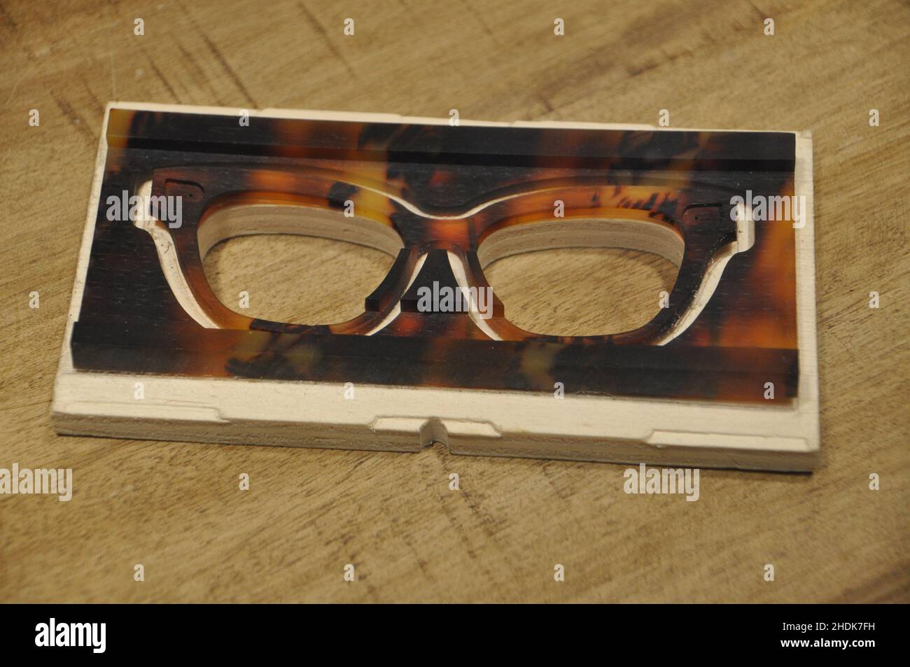 blank cd, manufacturing, horn glasses, blank cds, cd, cds, dvd, dvds ...