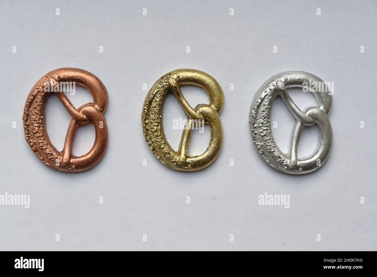 Pretzel shapes hi-res stock photography and images - Alamy