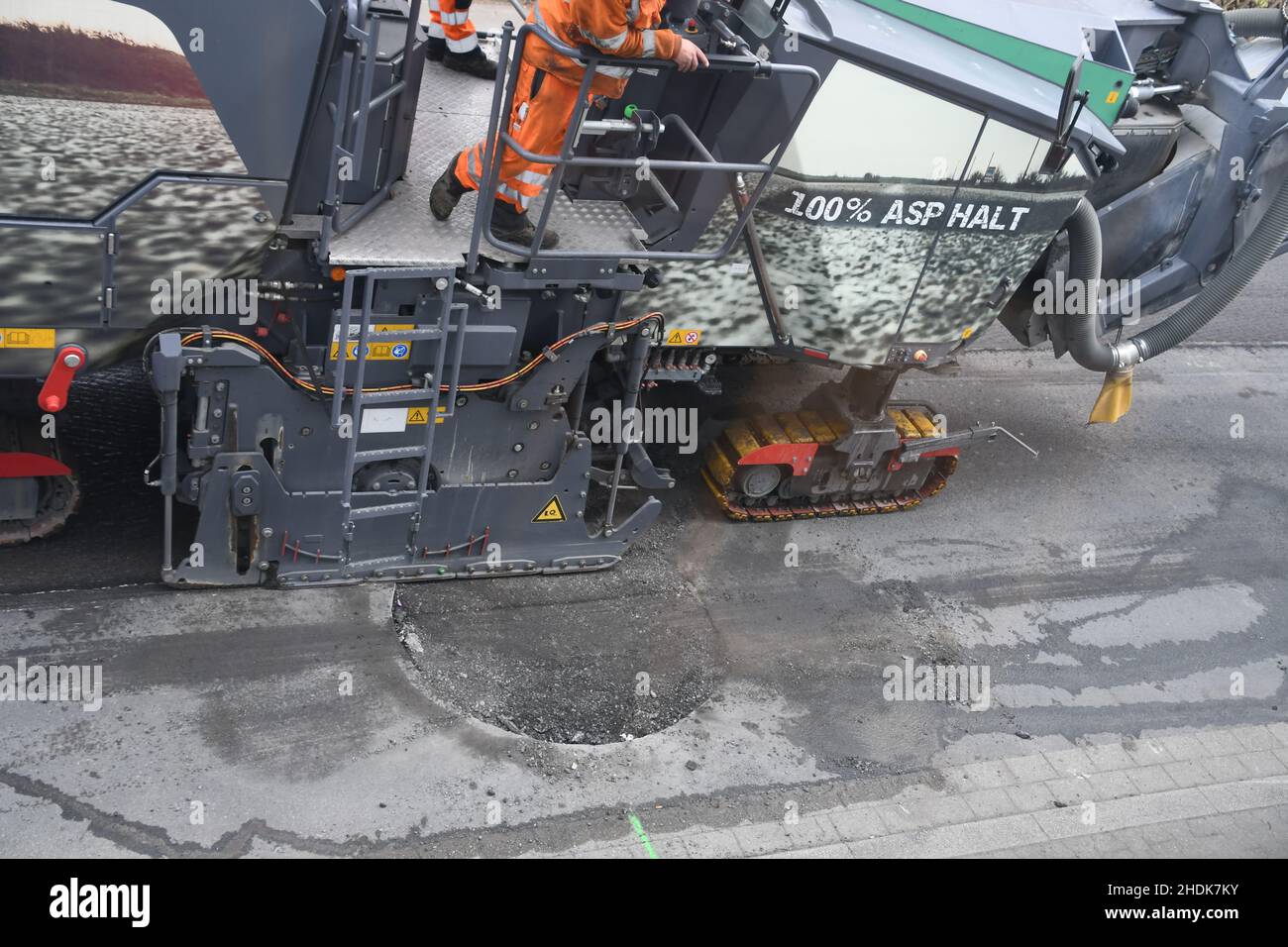 Milling sites hi-res stock photography and images - Alamy