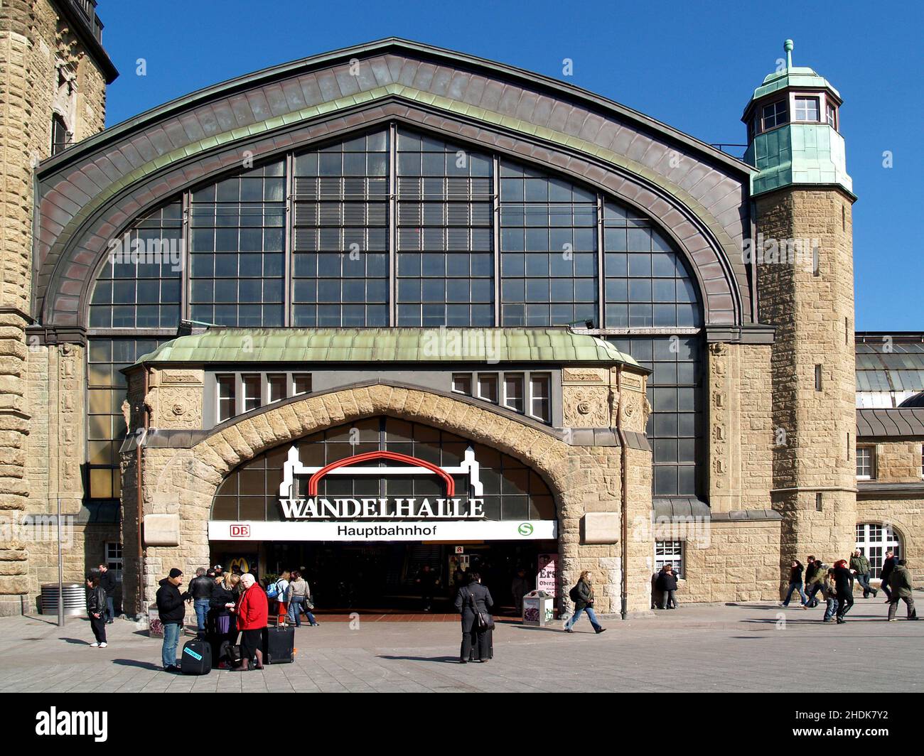 railroad station, hamburg, main station, railroad stations, main ...