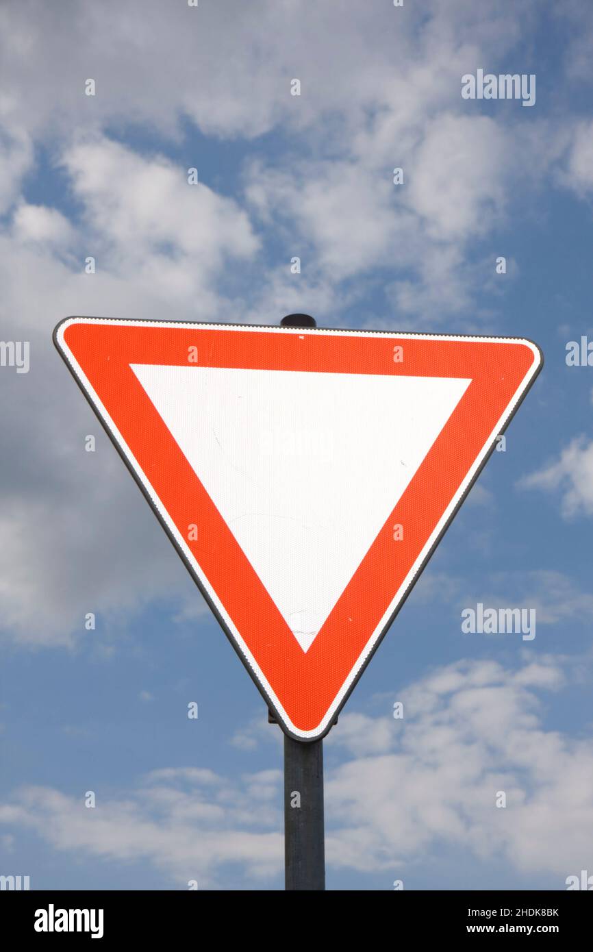 Yield road signs hi-res stock photography and images - Alamy