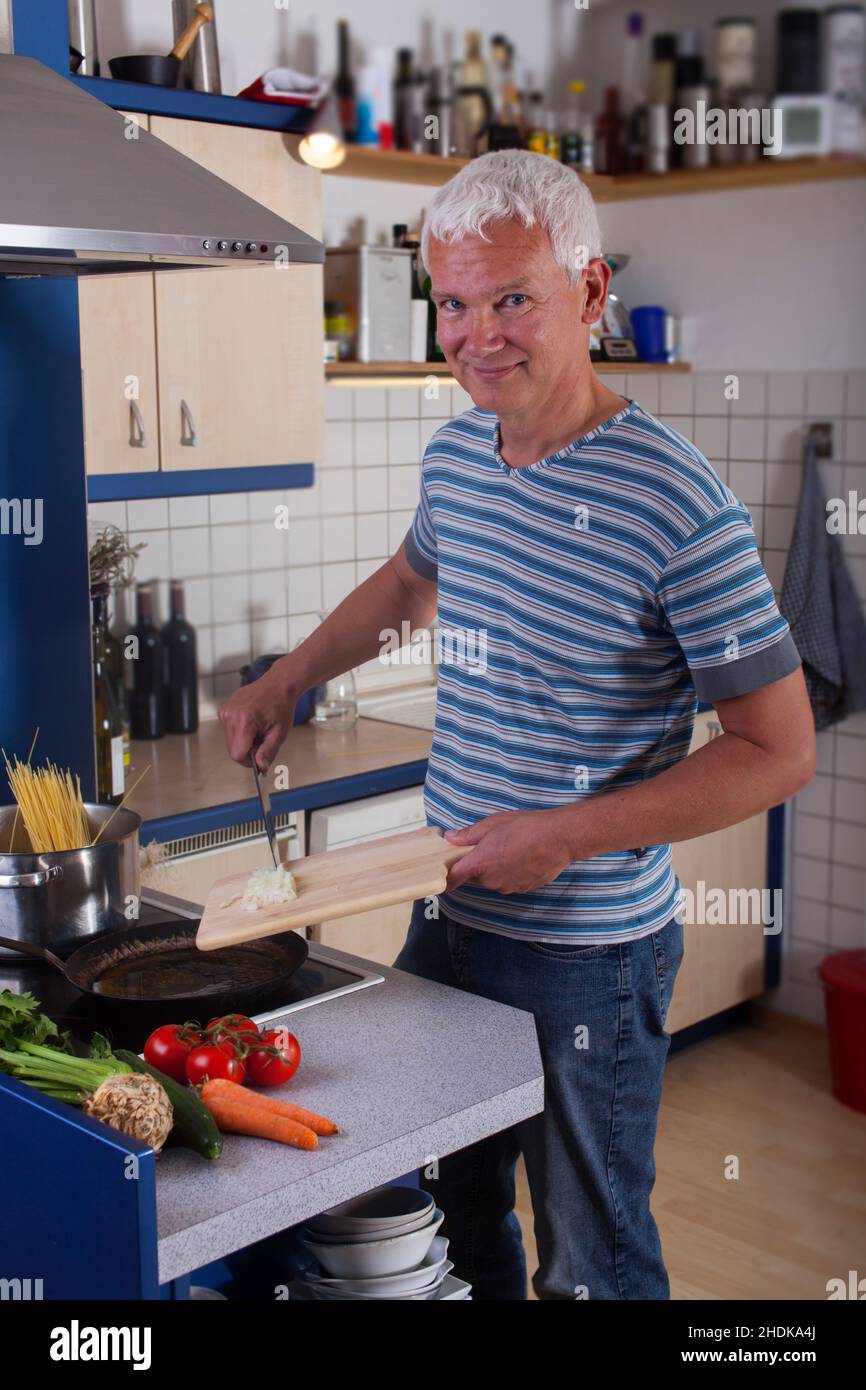 man, cooking, house husband, guy, men, to cook, house husbands Stock ...