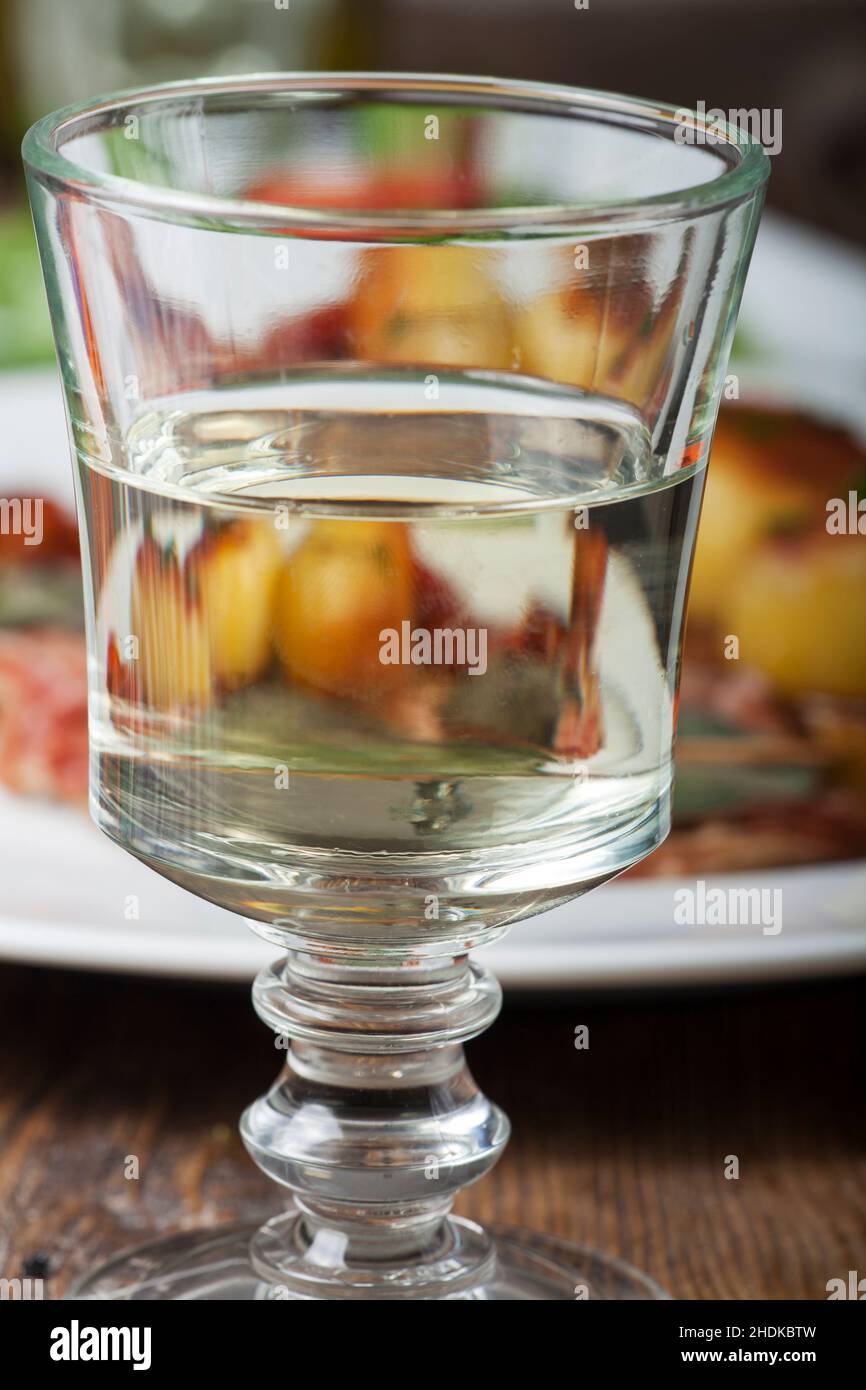 white wine, white wines Stock Photo - Alamy