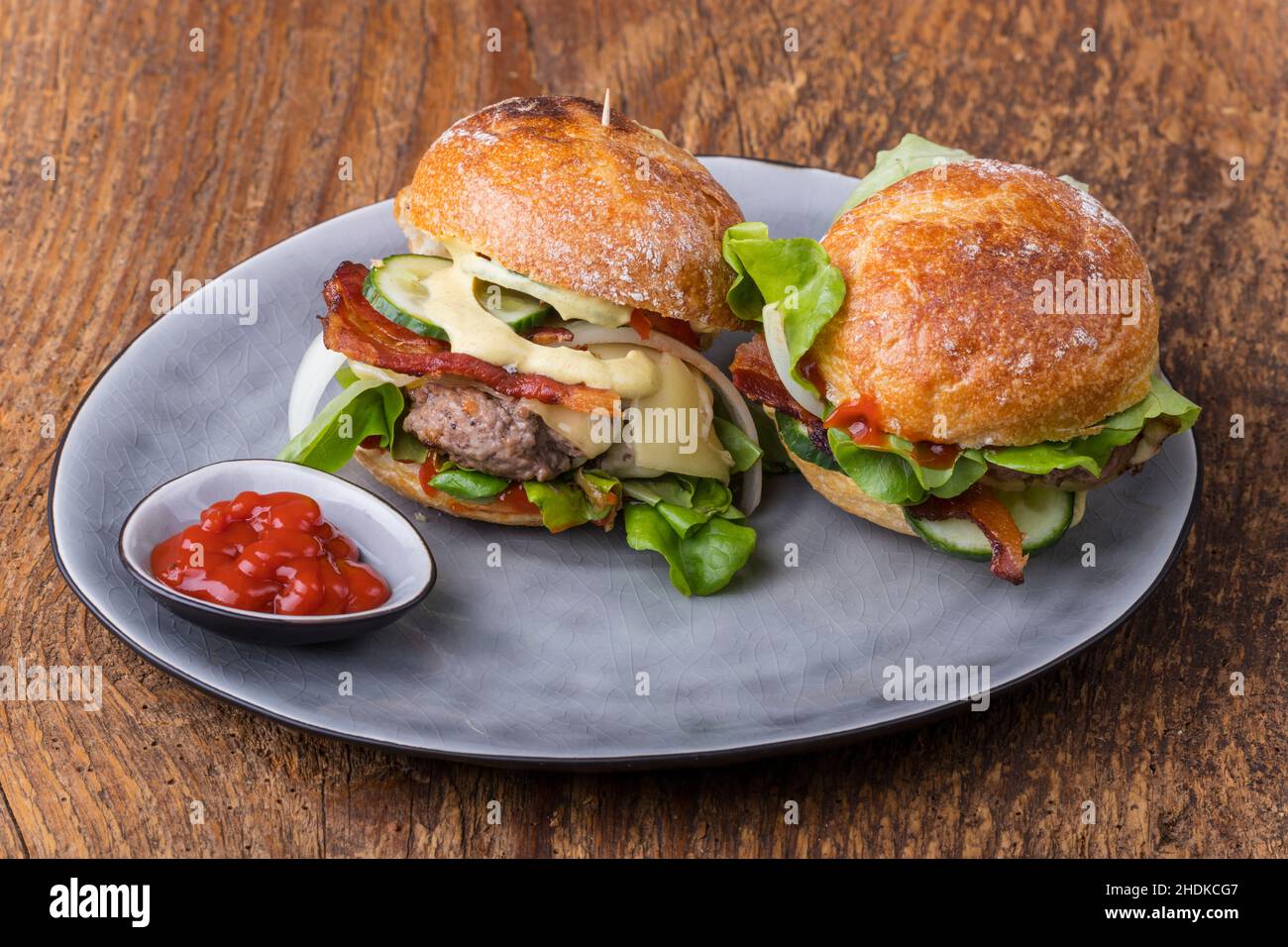 snack, cheeseburger, snacks, burger, burgers, cheeseburgers Stock Photo ...