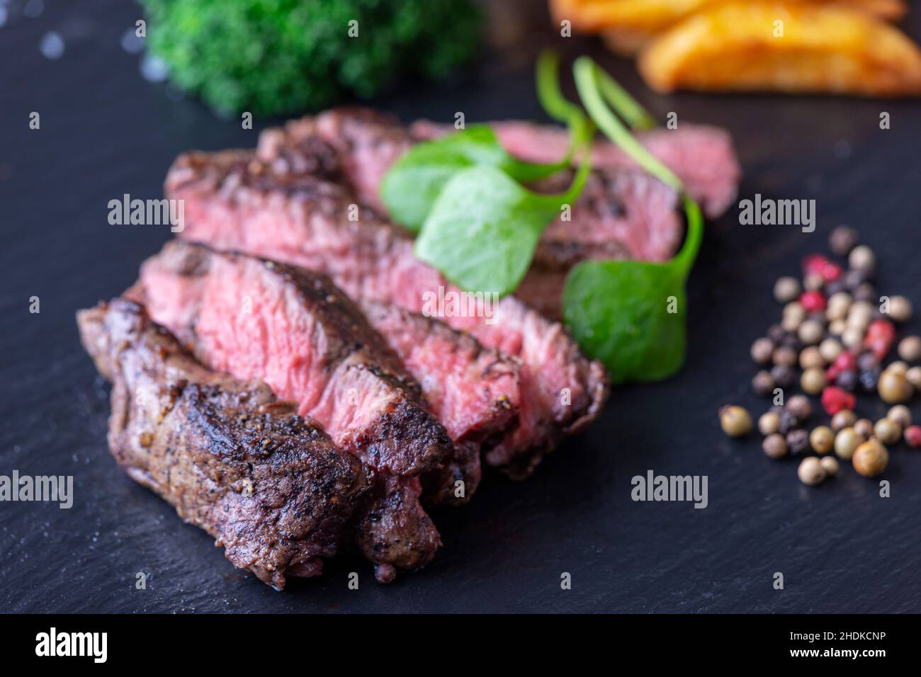 delicacy, roast beef, wagyu, gourmets, roast beefs Stock Photo - Alamy