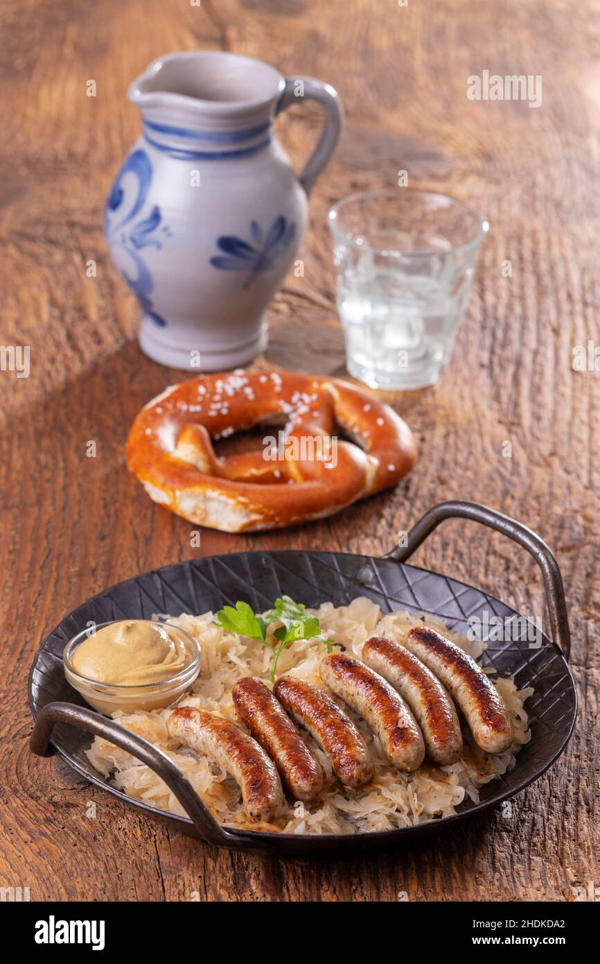 bavarian cuisine, sauerkraut, grilled sausage, bavarian cuisines ...