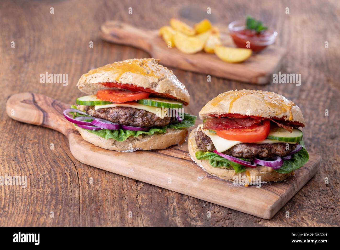 cheeseburger, burger, burgers, cheeseburgers Stock Photo - Alamy