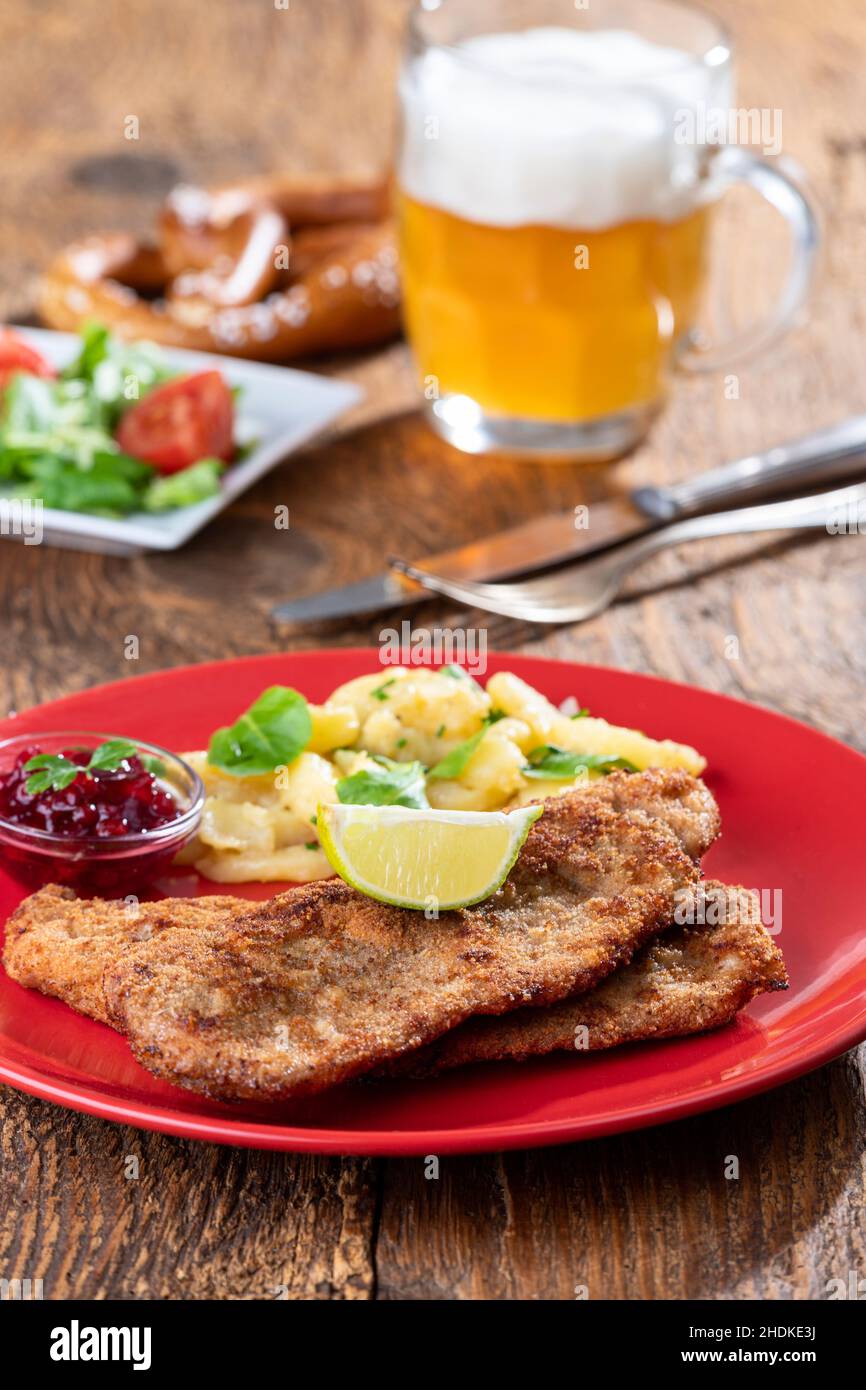 wiener schnitzel, wiener schnitzels Stock Photo - Alamy