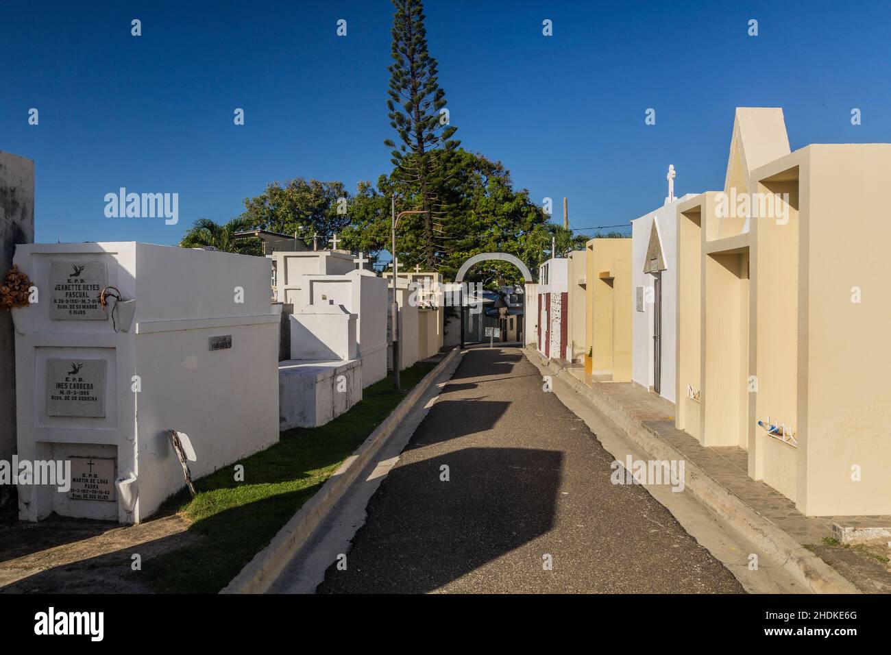 Dominican republic cemetery cross hi-res stock photography and images ...