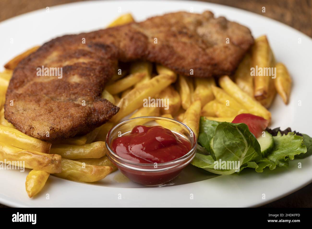 wiener schnitzel, wiener schnitzels Stock Photo - Alamy