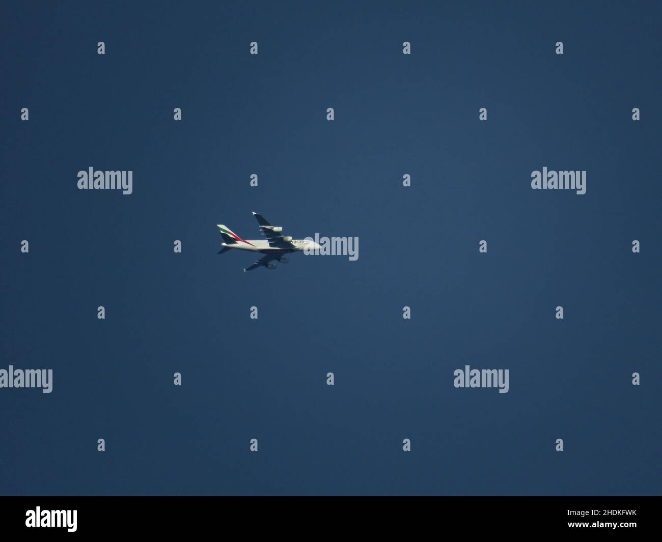 High Flying Airliner High Resolution Stock Photography and Images - Alamy