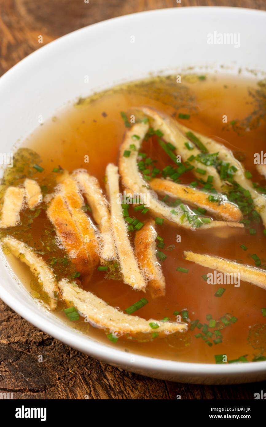 Frittatensuppe hi-res stock photography and images - Alamy