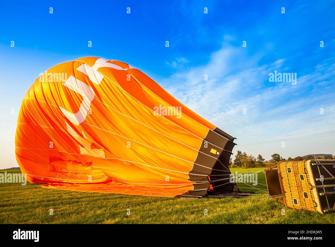hot air balloon, landing, hot air balloons Stock Photo - Alamy