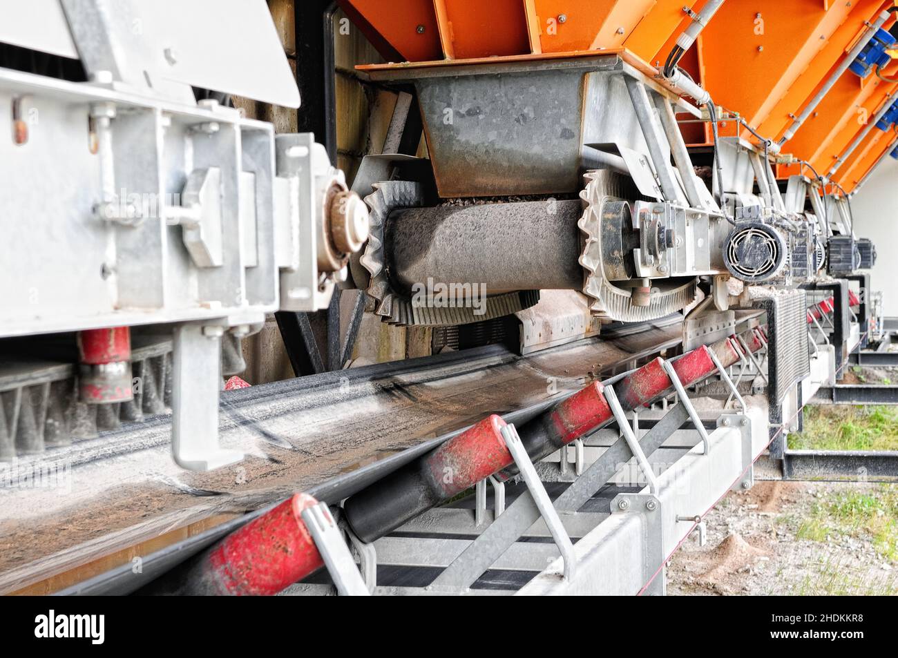 conveyor belt, gravel pit, conveyor belts, gravel pits Stock Photo - Alamy