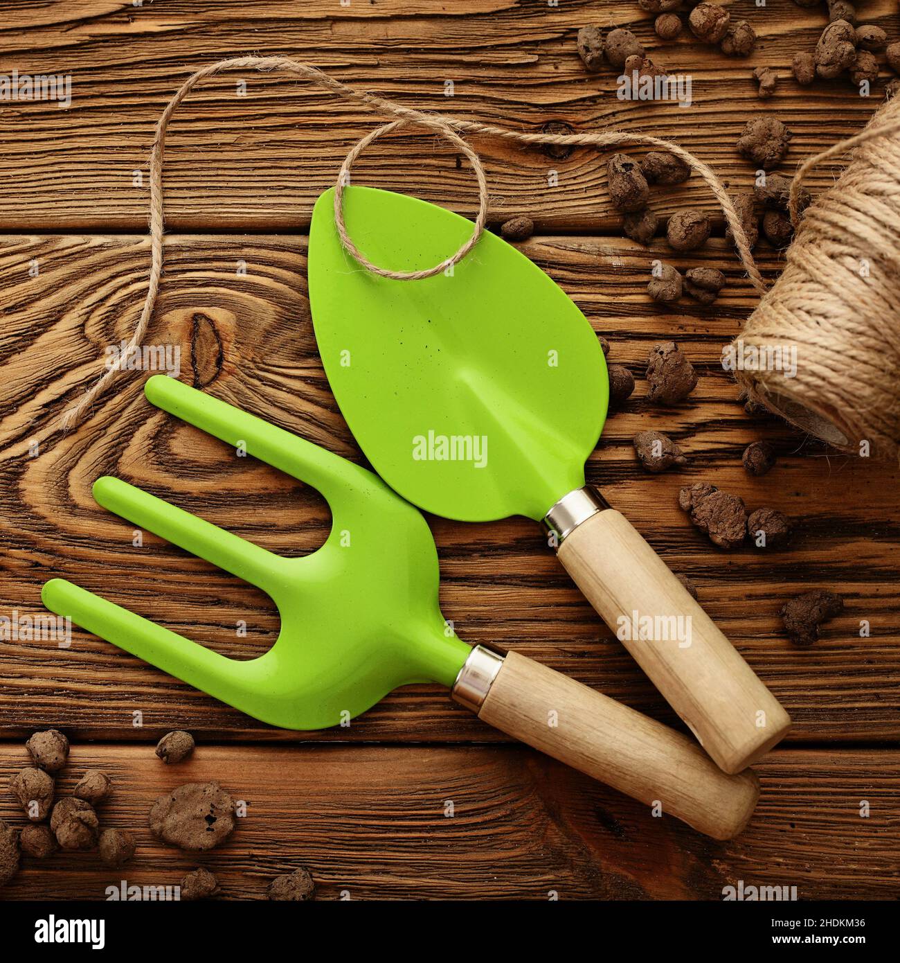 Rakes and shovels hi-res stock photography and images - Alamy