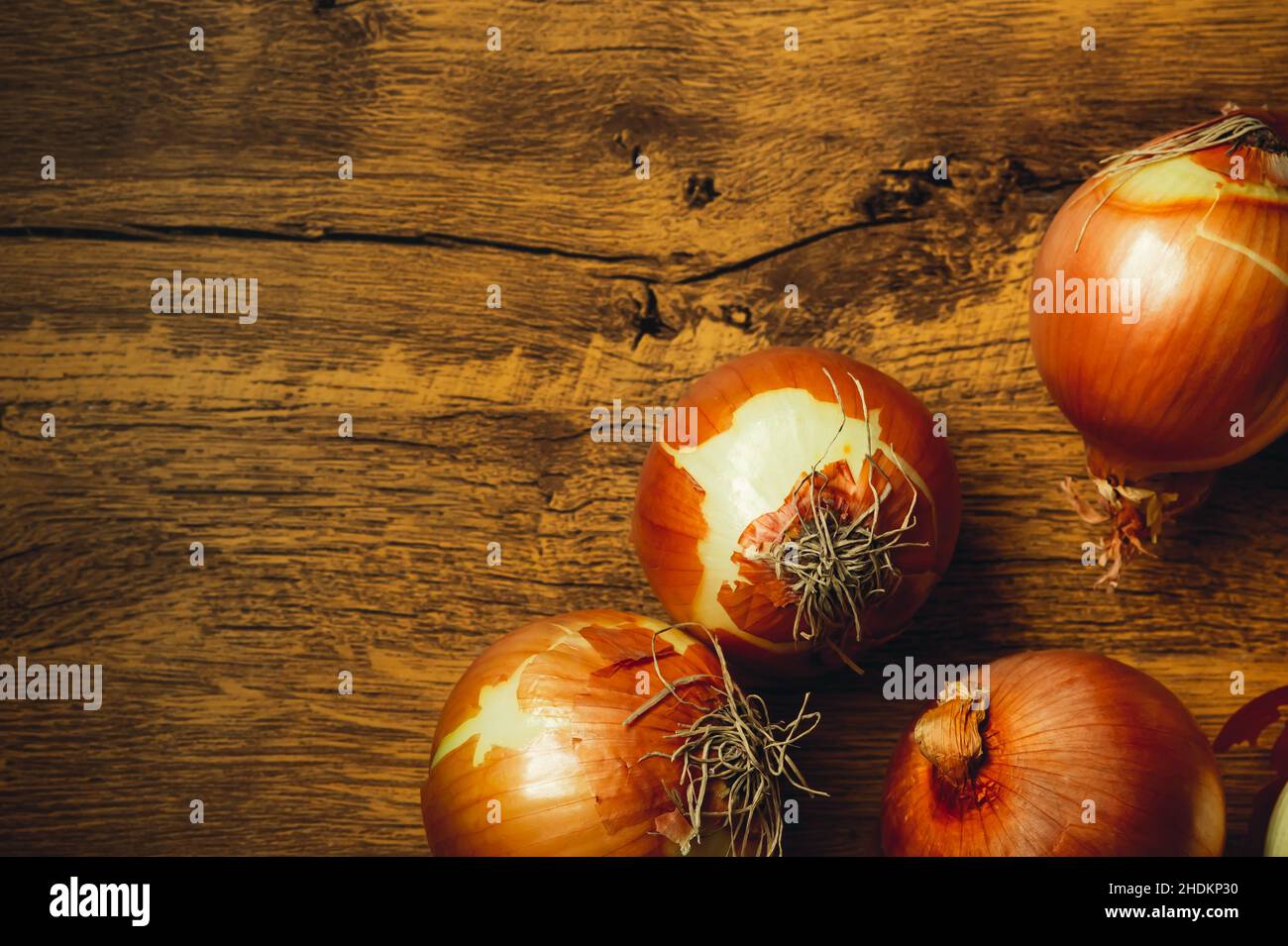 Healthy foods onions hi-res stock photography and images - Alamy