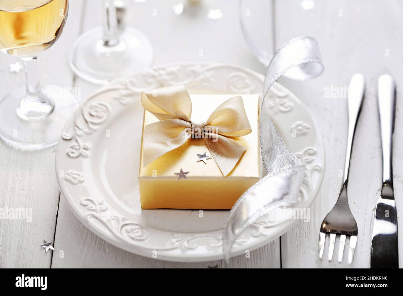 Beverage elegance hi-res stock photography and images - Alamy