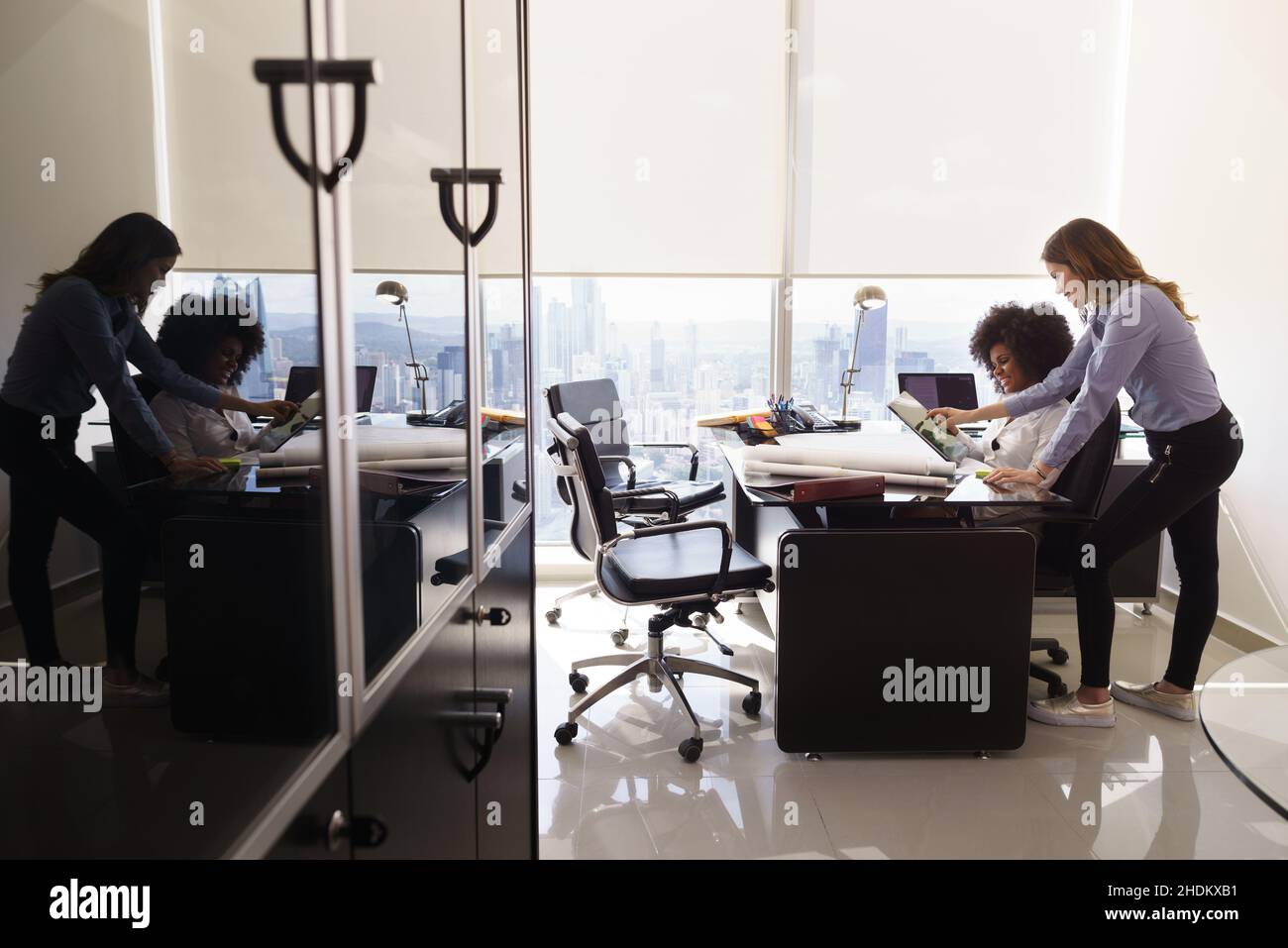 business woman, office, workplace, architect, boss, business women ...