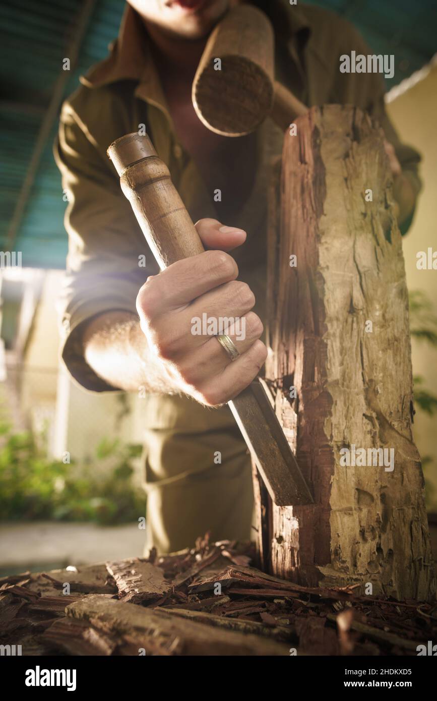 Sculptor sculpting hi-res stock photography and images - Alamy